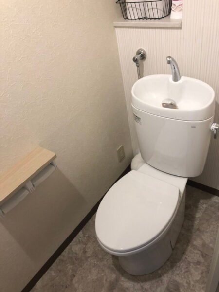 TOTO床置壁排水大便器『ピュアレストEX／タンク手洗いあり』へリフォーム！札幌市マンション | 浴室 お風呂 洗面 水廻りのリフォーム | 札幌 キッチンワークス